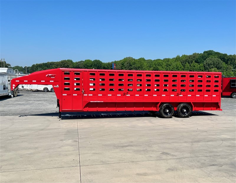 2023 Maxxim Eagle 28' Livestock Trailer *CLOSEOUT SALE*