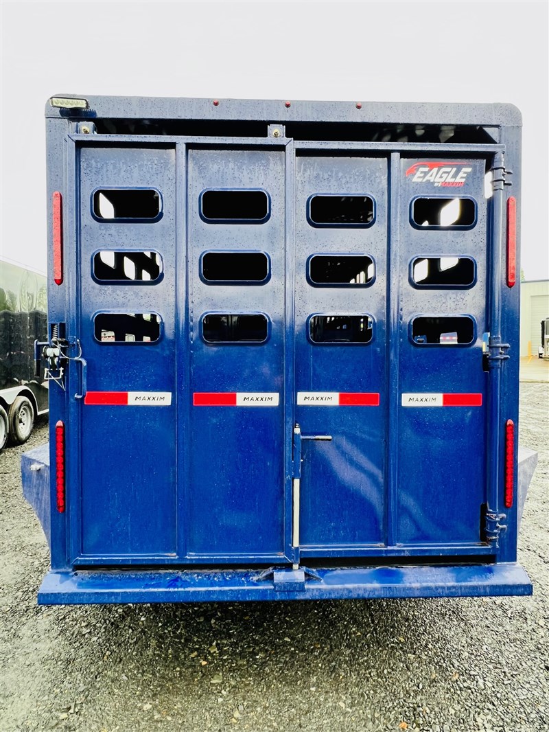 2023 Maxxim Eagle 20' Stock Trailer- Lifetime Grooved Floor