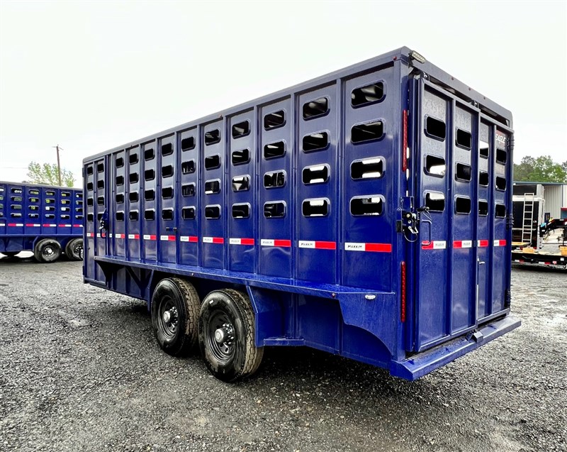 2023 Maxxim Eagle 20' Stock Trailer- Lifetime Grooved Floor