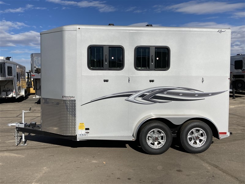 2023 Titan 2 horse Royal BP with poured in rubber flooring