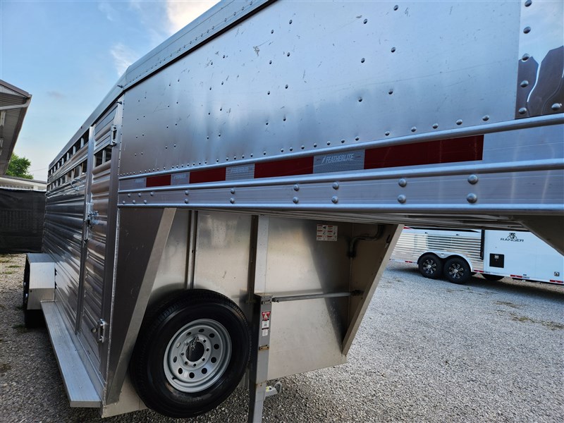 2022 Featherlite 8117, 20ft Stock