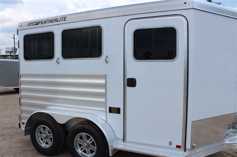 2023 Featherlite 7441 - 2 Horse Rear Ramp