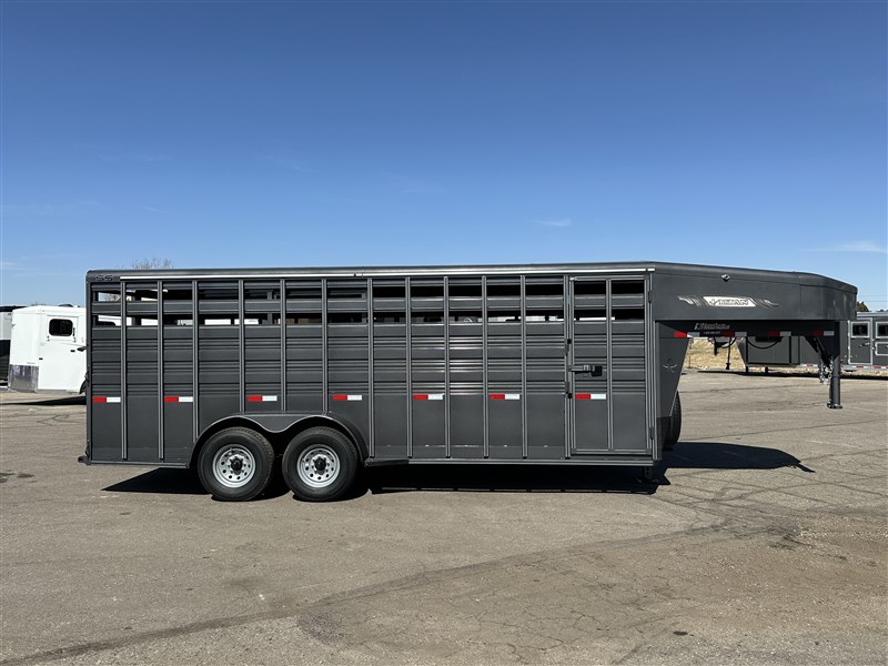 2024 Titan 20' stock