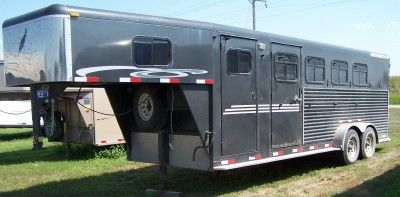 2001 FEATHERLITE 5546 Steel