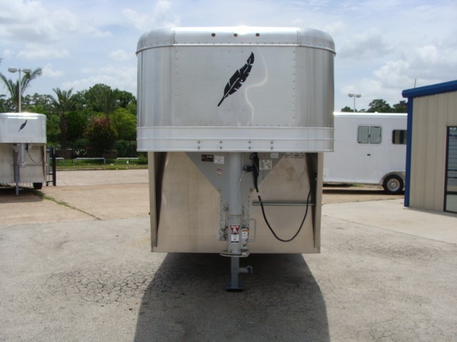 2014 FEATHERLITE 8117-0024 Stock Goose Neck Rumber Floor