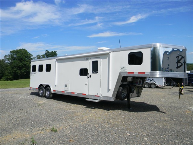 2015 Bison 8310 Stratus Express