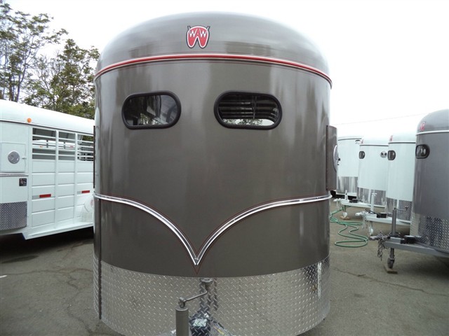 Used W-W Horse trailers for sale - TrailersMarket.com