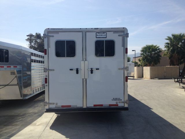 2014 Featherlite Custom 3 H LQ 8581