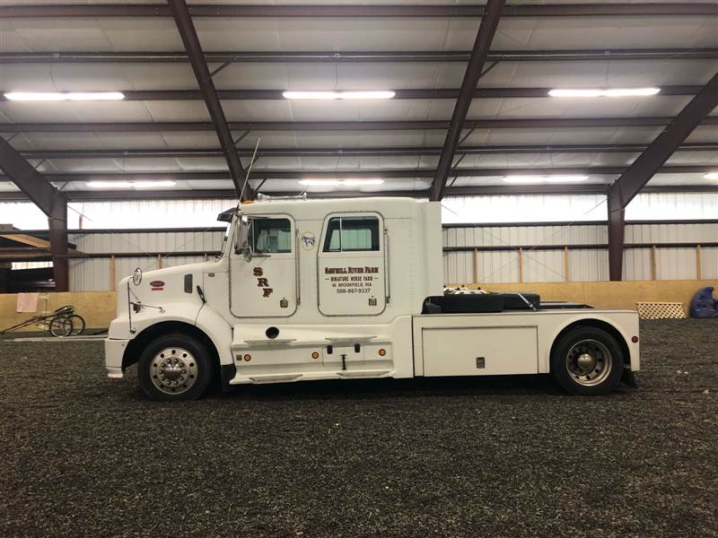 2002 Peterbilt 330