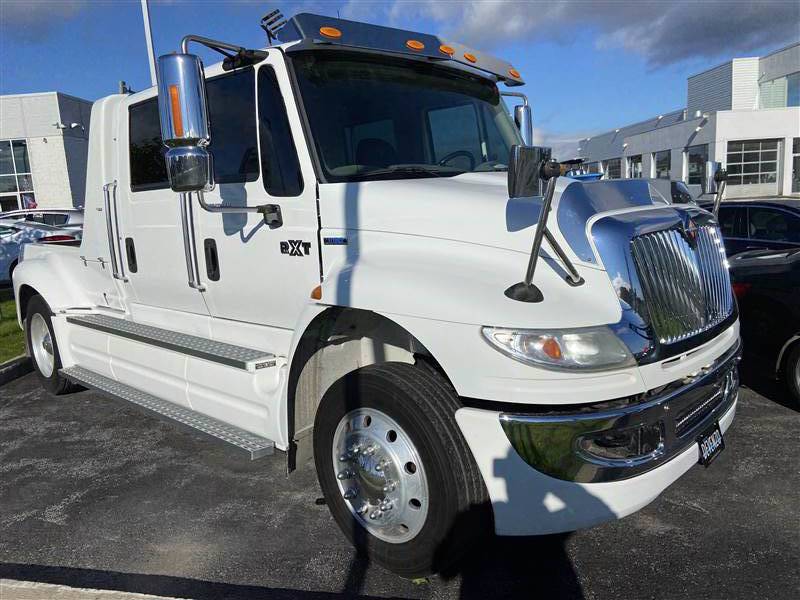 International Rxt Hauler